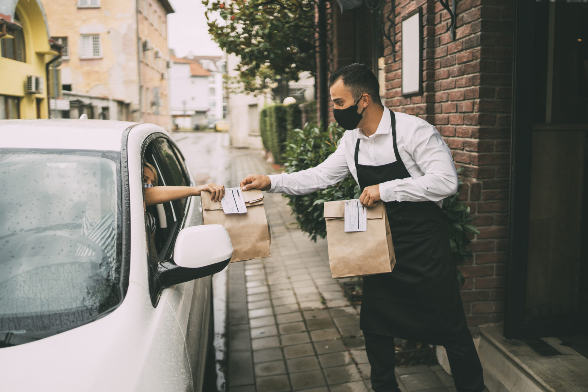 Understanding current foodservice trends & how technology can help ...